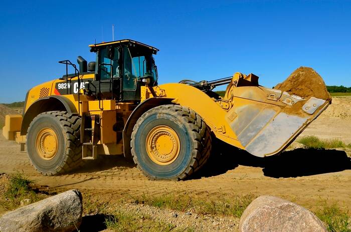 Caterpillar Testing the 2018 All-Time High | FXEmpire