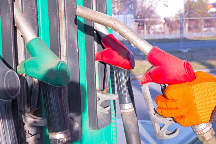 Crude Oil Price Forecast – Strong Day As Production Cuts May Continue ...